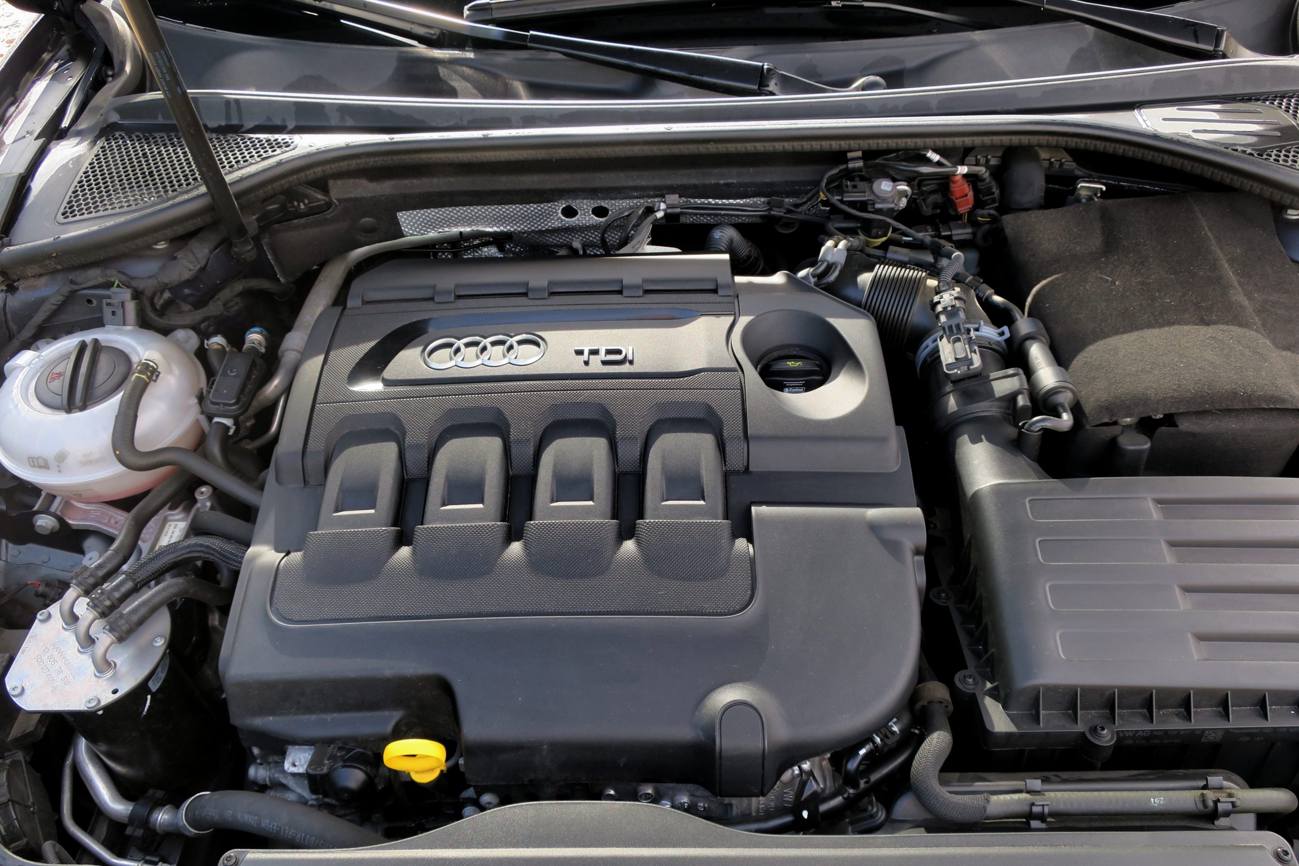 Audi A3 Sportback Design TDI 110cv - dribe